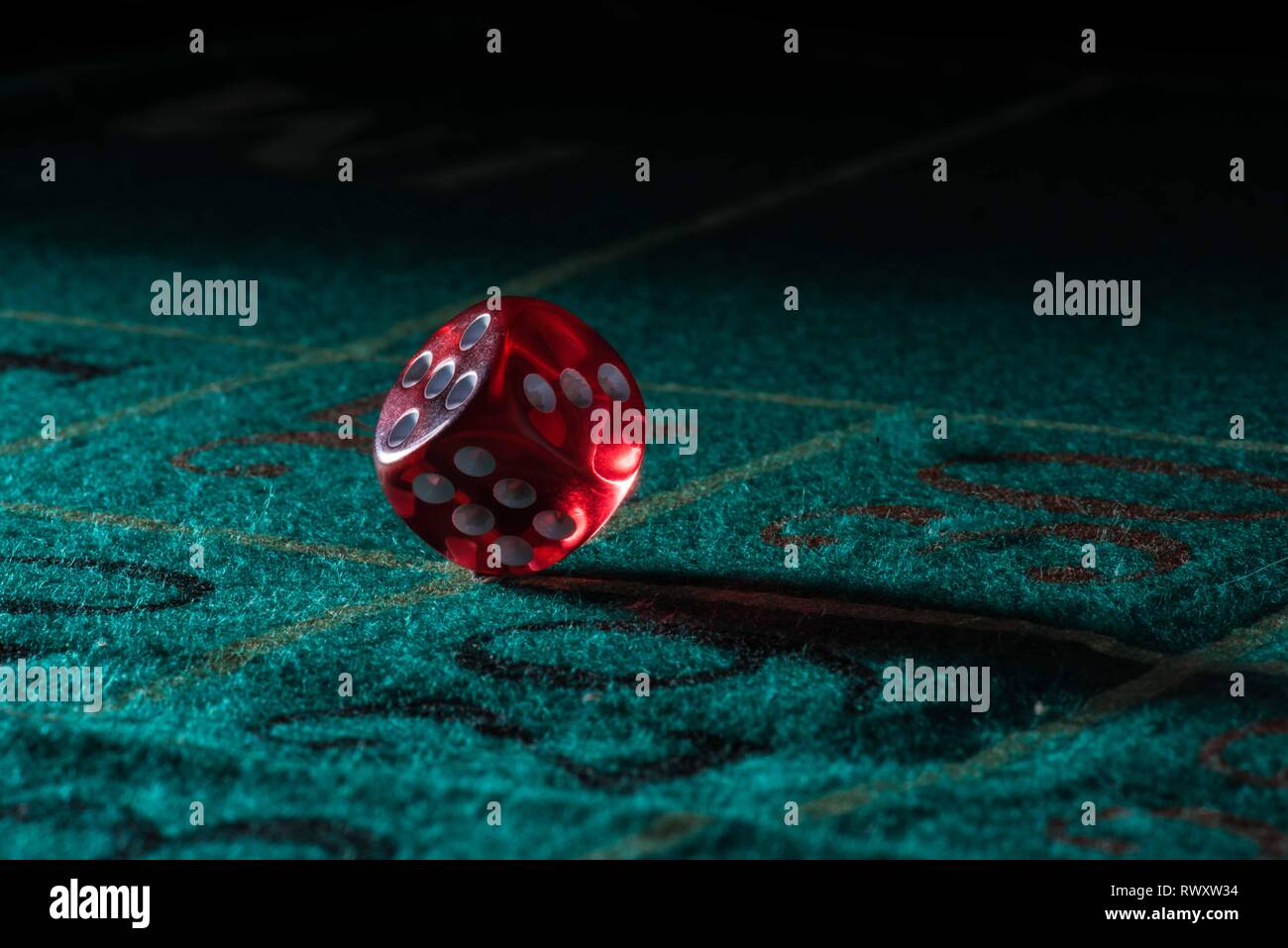 Loaded dice hi-res stock photography and images - Alamy