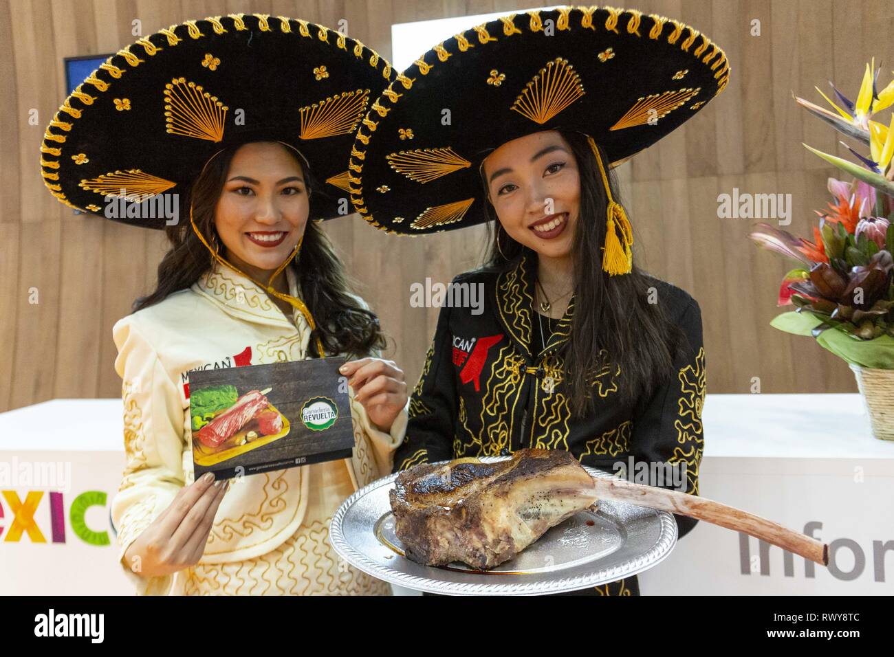 Booth assistants hi-res stock photography and images - Alamy