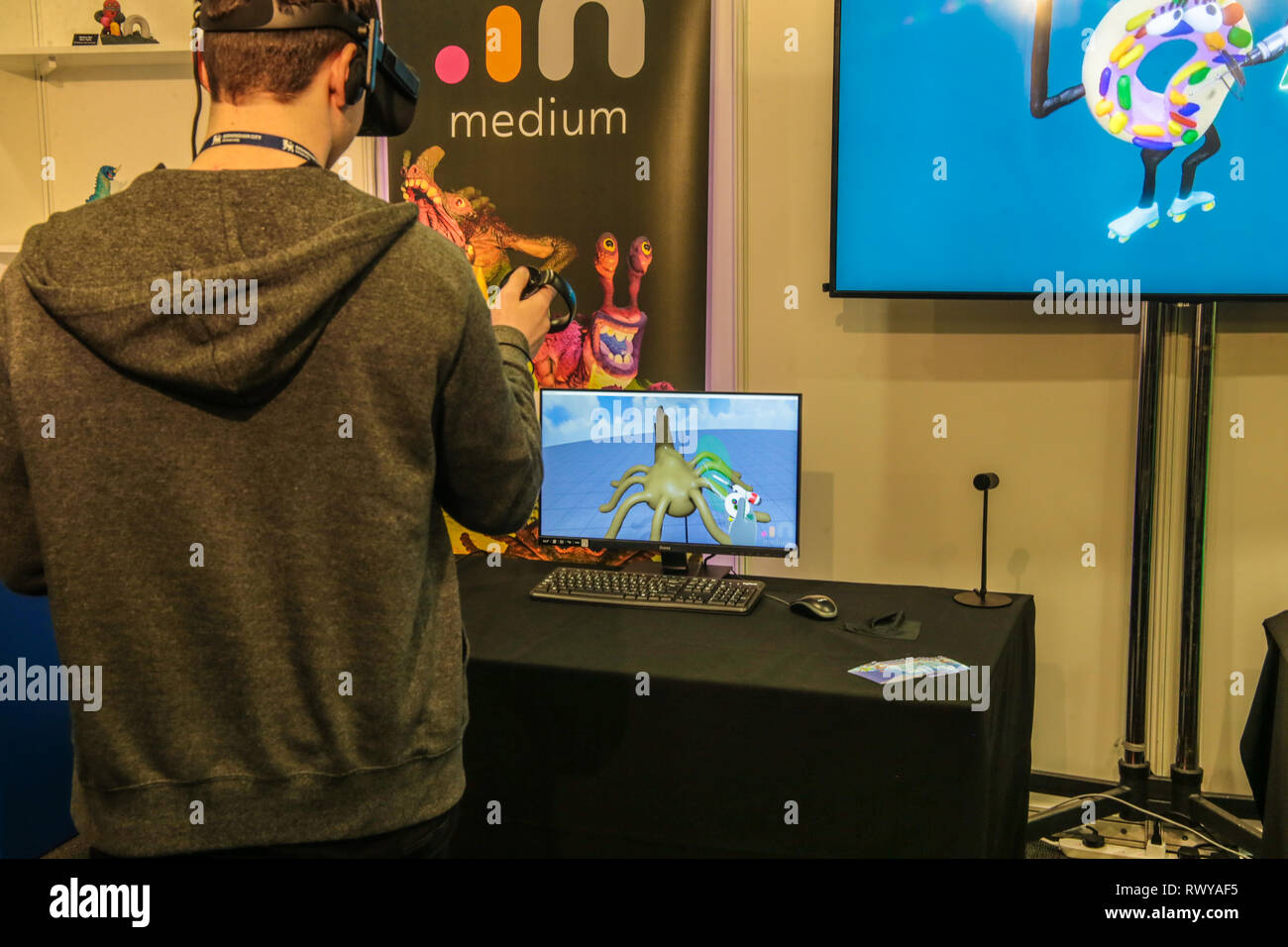 Vfx artist hi-res stock photography and images - Alamy