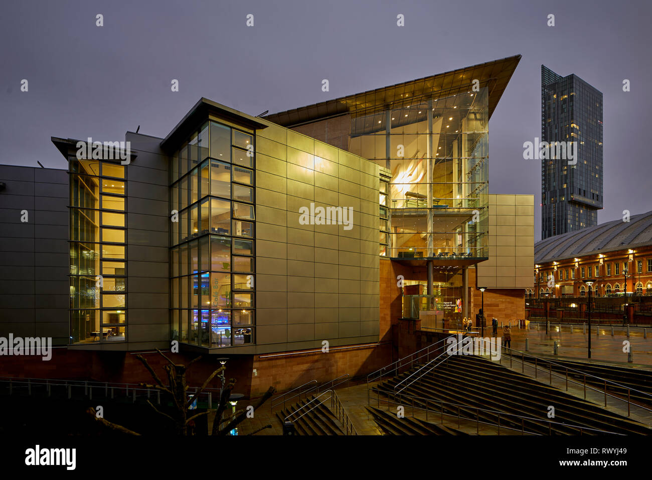 Framework hall hi-res stock photography and images - Alamy