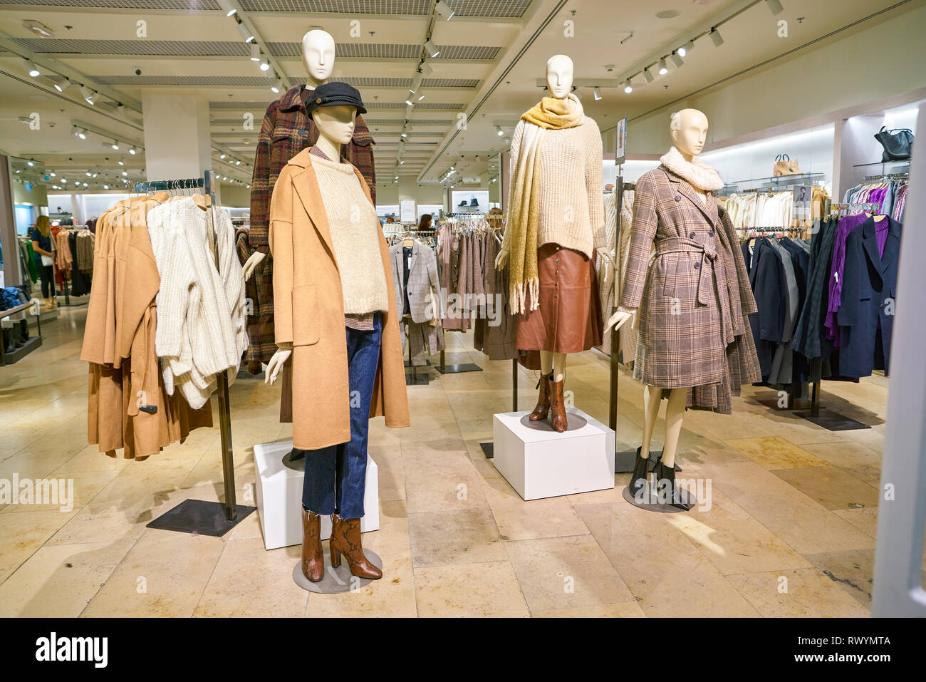 Mango Shop High Resolution Stock Photography and Images - Alamy