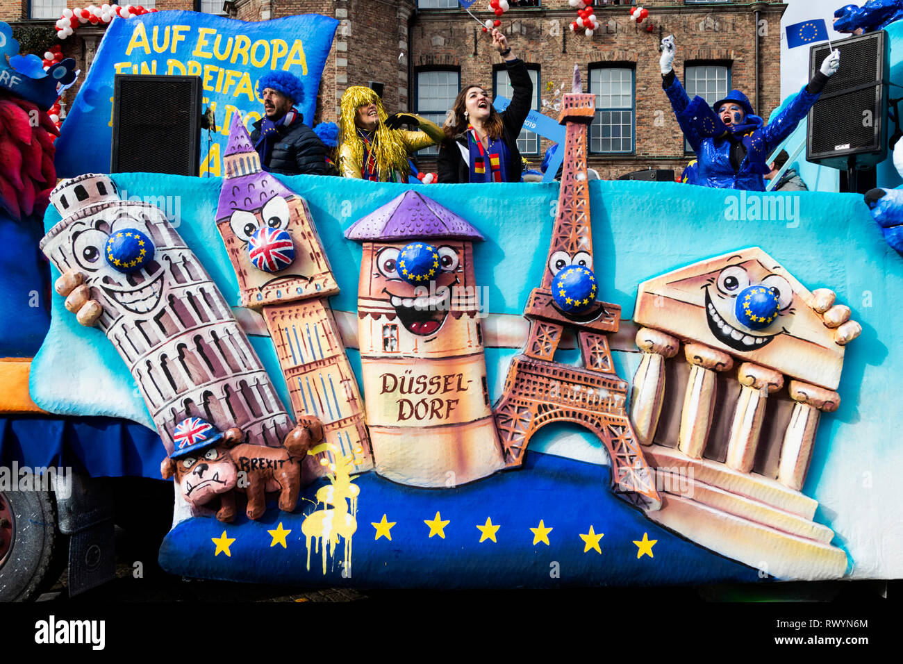 German carnival parade float hi-res stock photography and images - Alamy