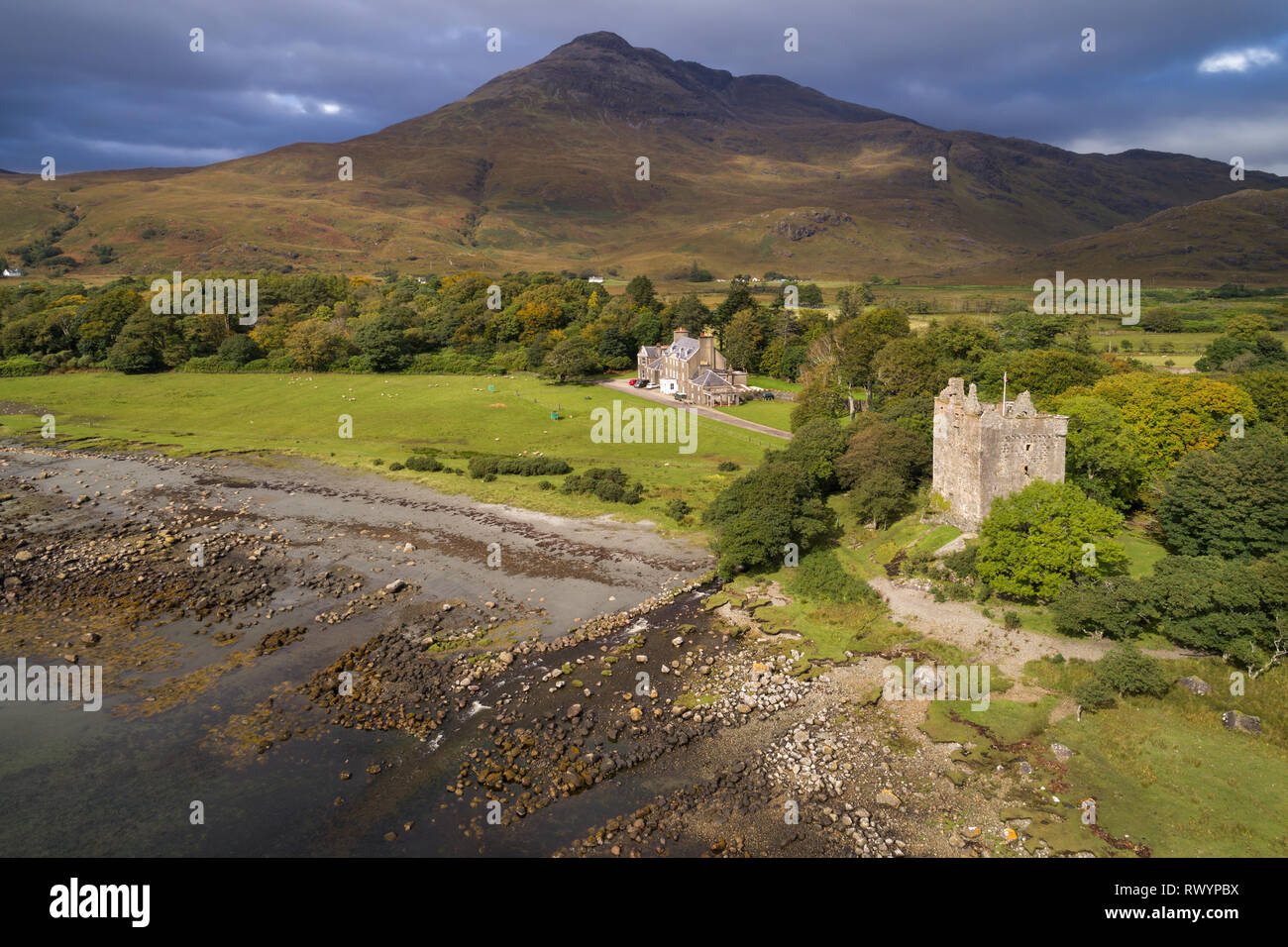 Isle of mull aerial view hi-res stock photography and images - Alamy