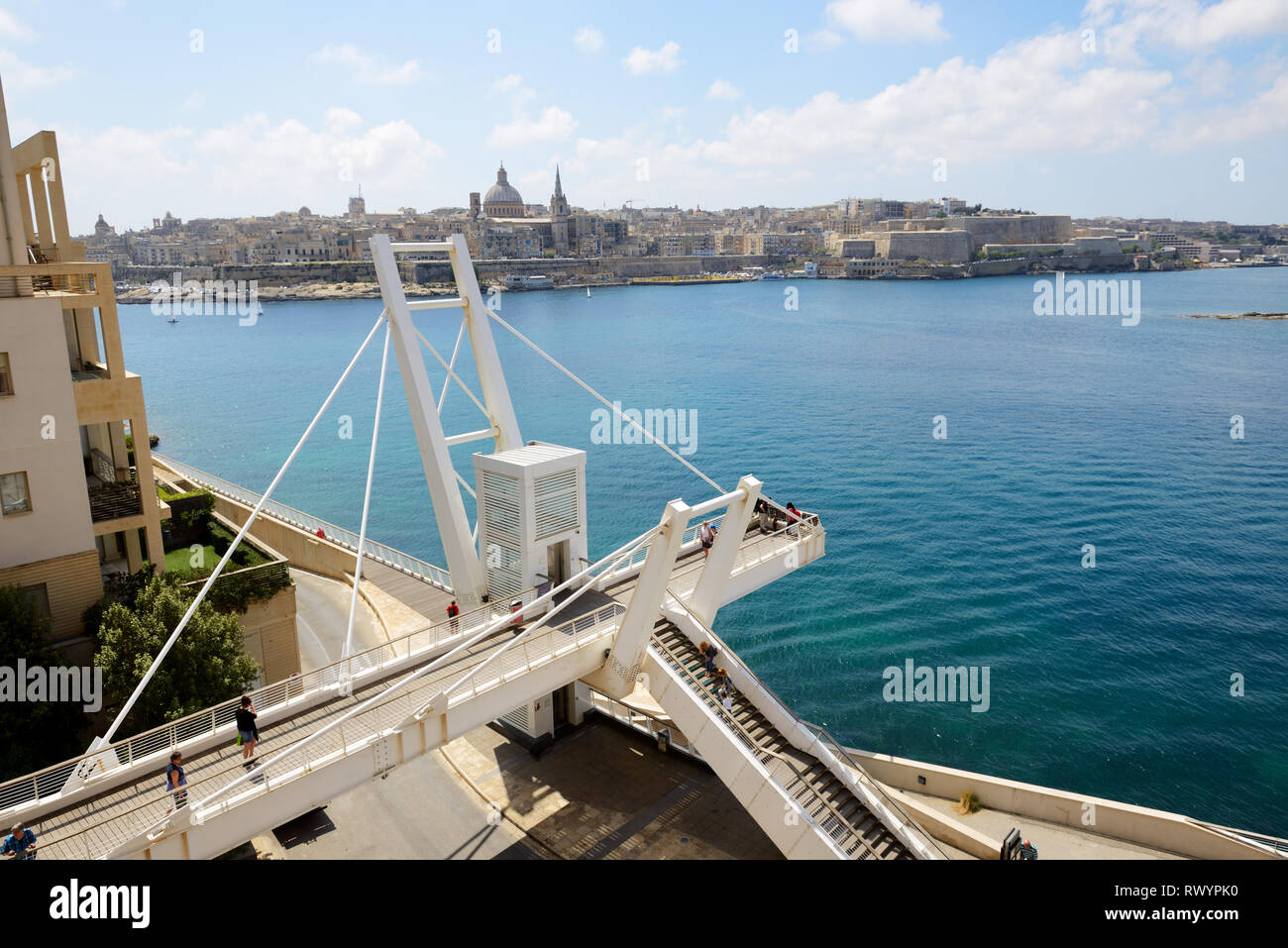 The white bridge in Sliema and view on Valleta, Malta Stock Photo - Alamy