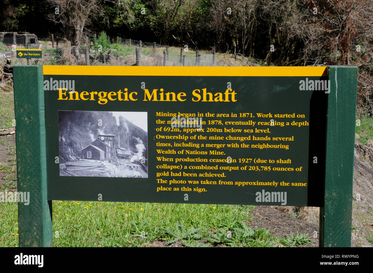 Gold mines new zealand hi-res stock photography and images - Alamy