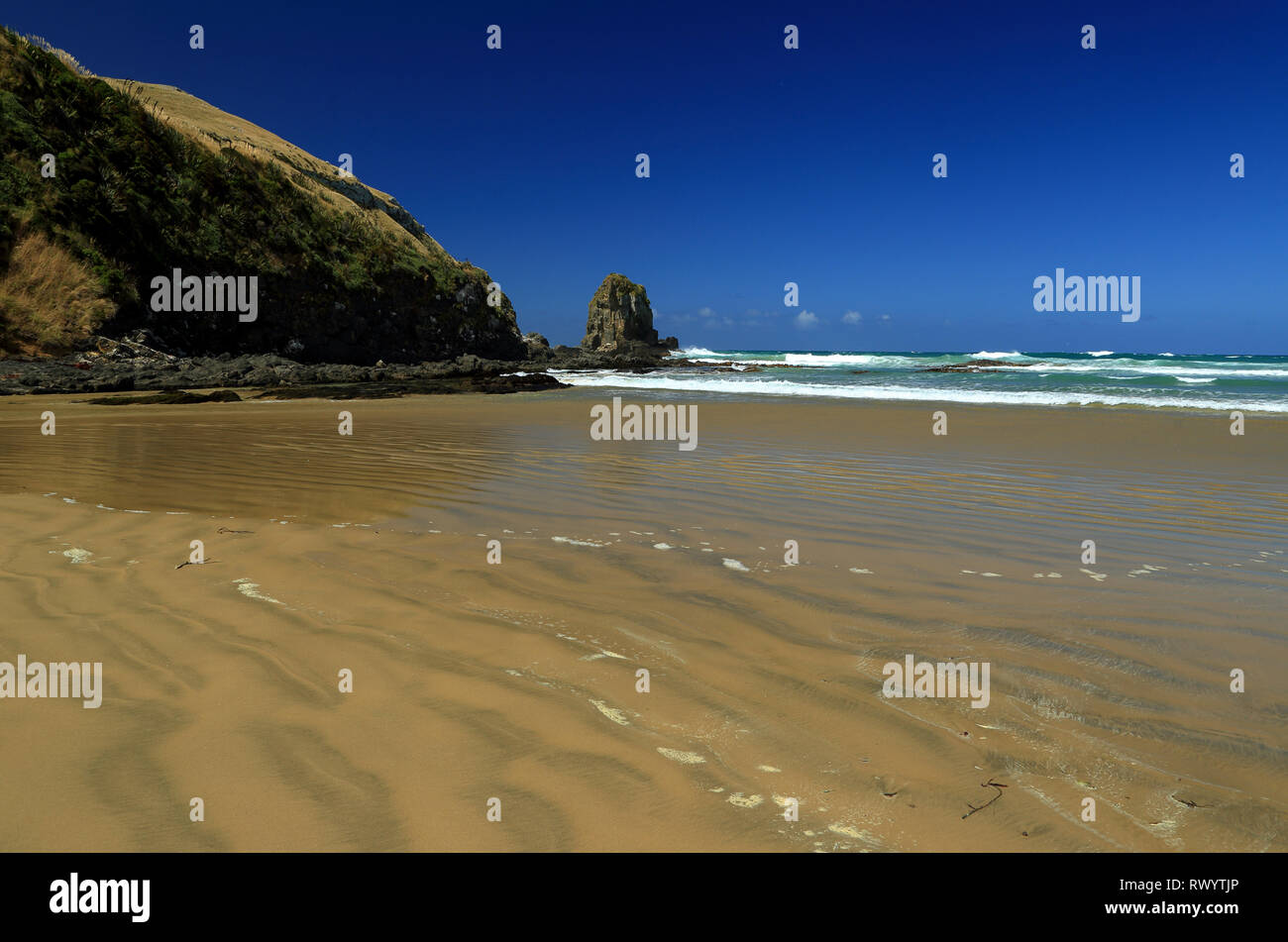 Cannibal bay beach hi-res stock photography and images - Alamy