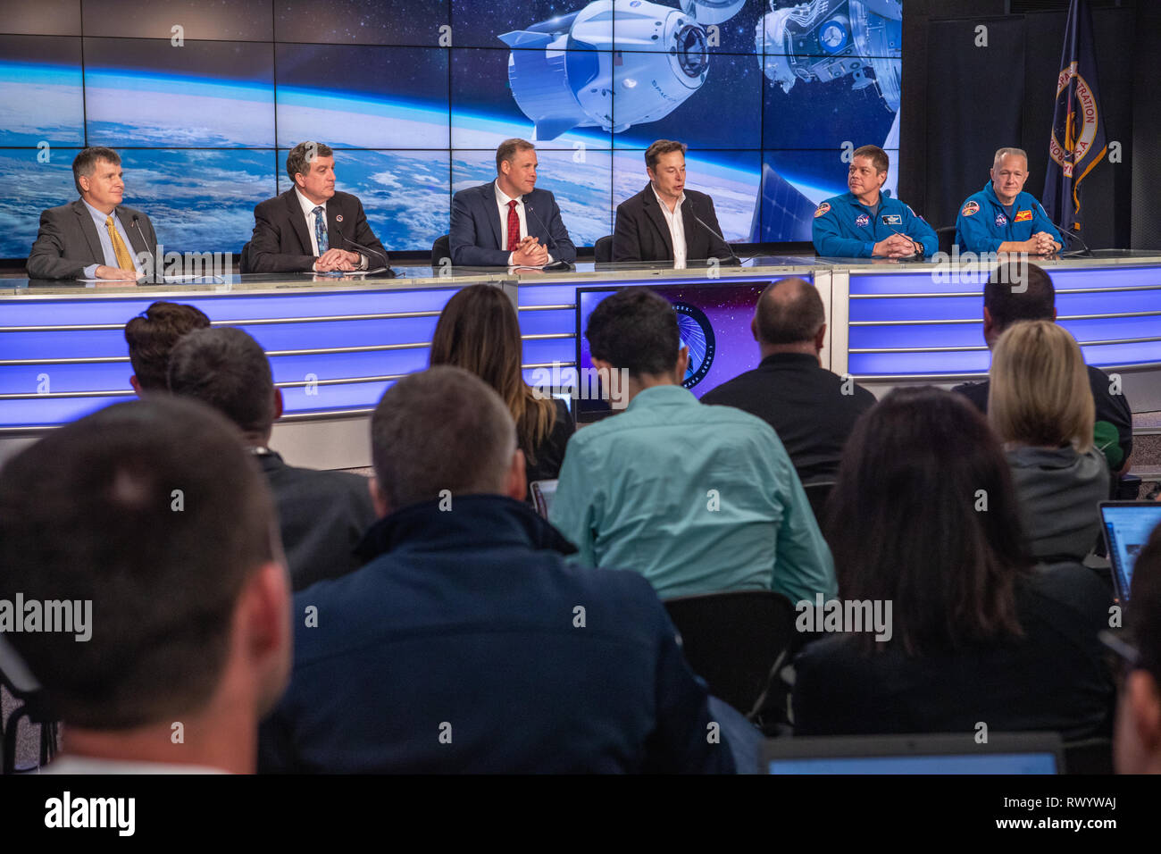 Stich hi-res stock photography and images - Alamy