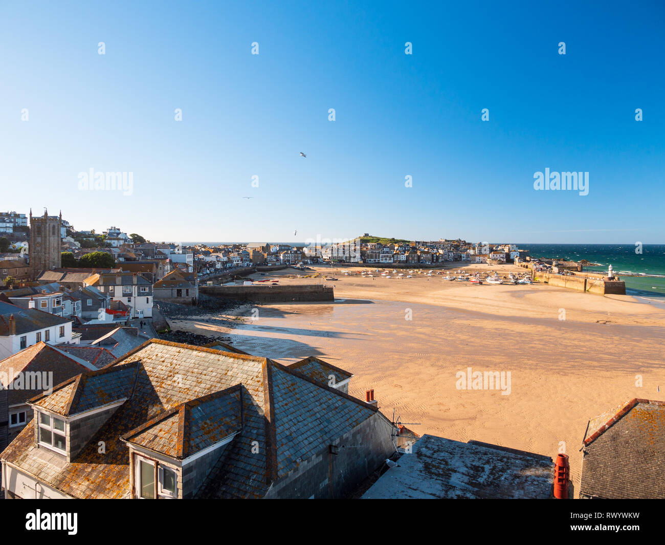 St Ives Town Beach High Resolution Stock Photography and Images - Alamy