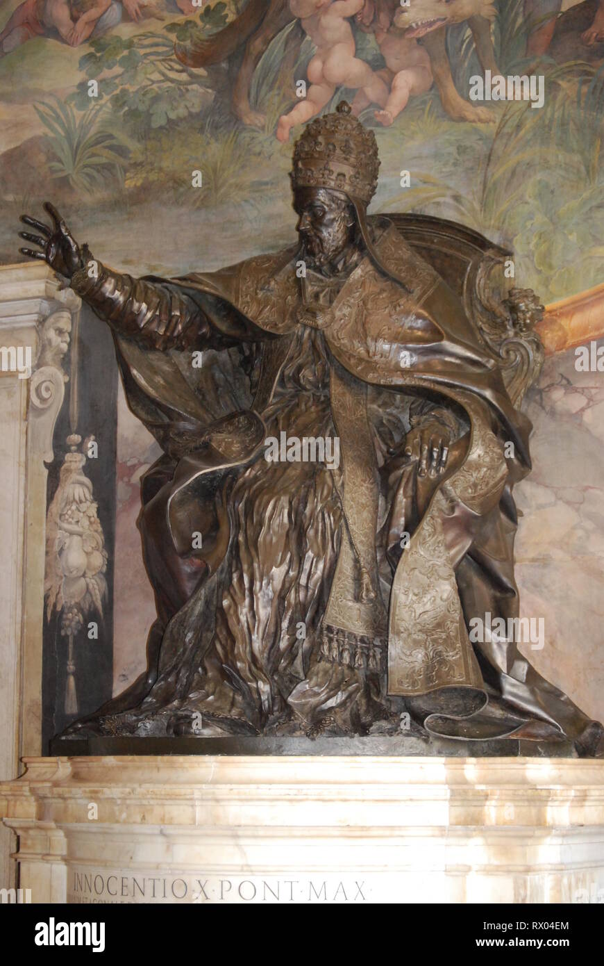 Statue of Pope Innocent X, Capitoline Museum, Rome, Italy Stock Photo ...