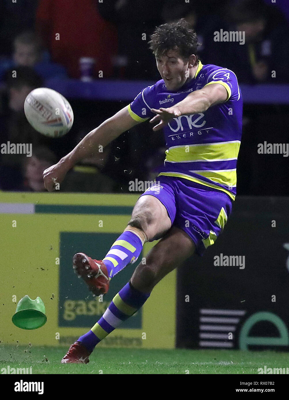 Warrington Wolves' Stefan Ratchford kicks a conversion during the ...
