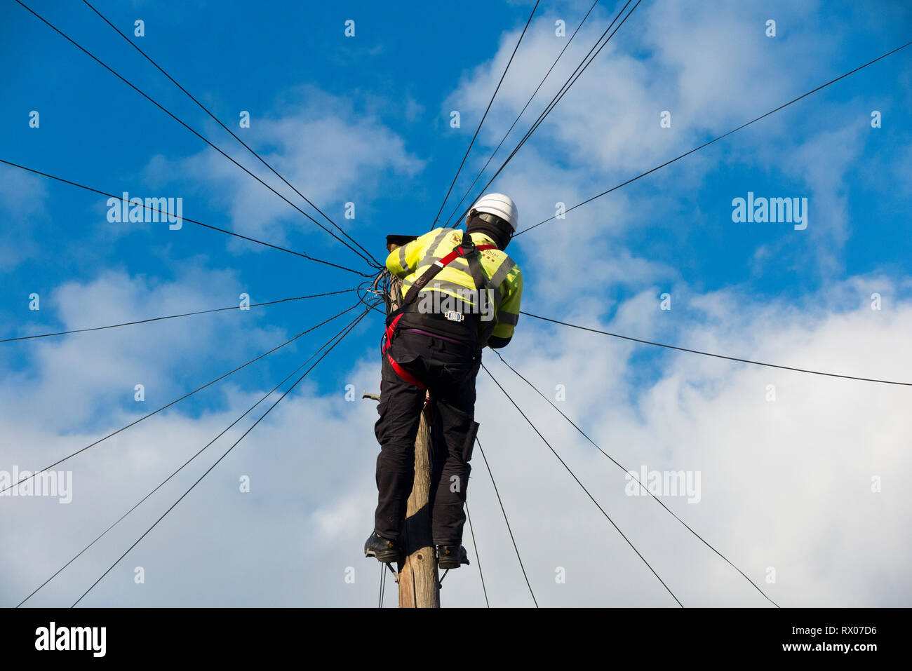 Telecom engineers installing hi-res stock photography and images - Alamy