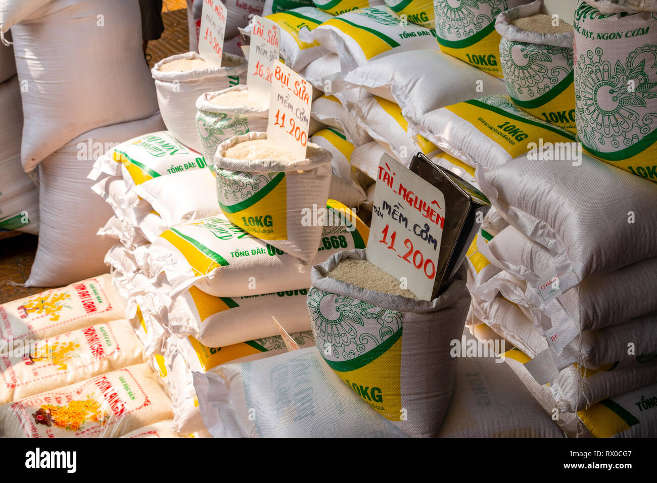 Food market sa dec hi-res stock photography and images - Alamy