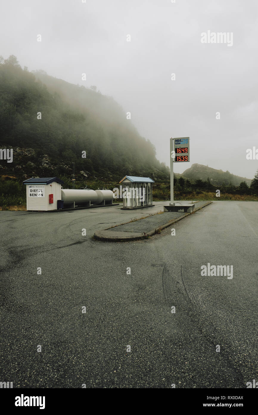 Norway petrol station hi-res stock photography and images - Alamy