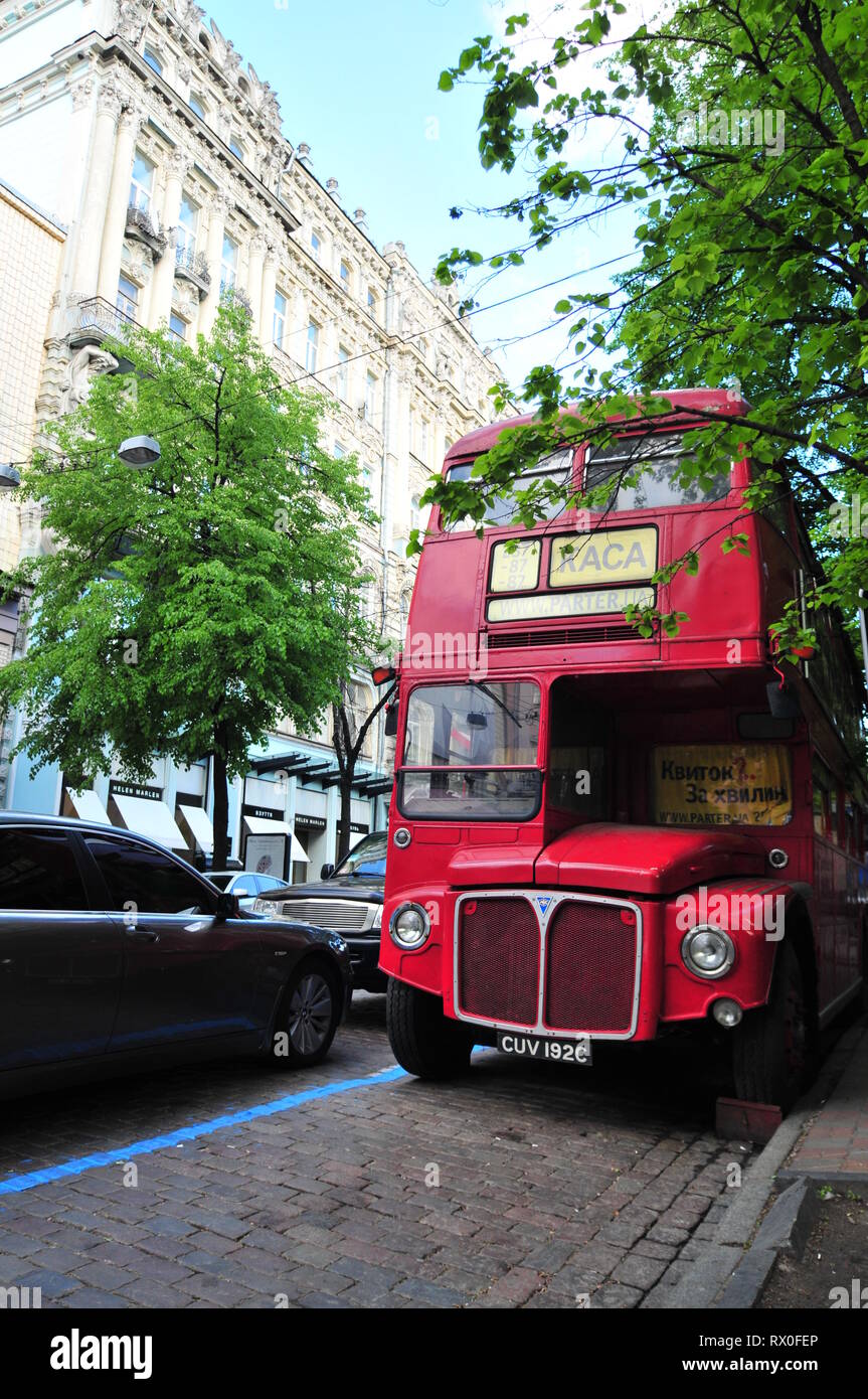 Old double decker bus hi-res stock photography and images - Alamy