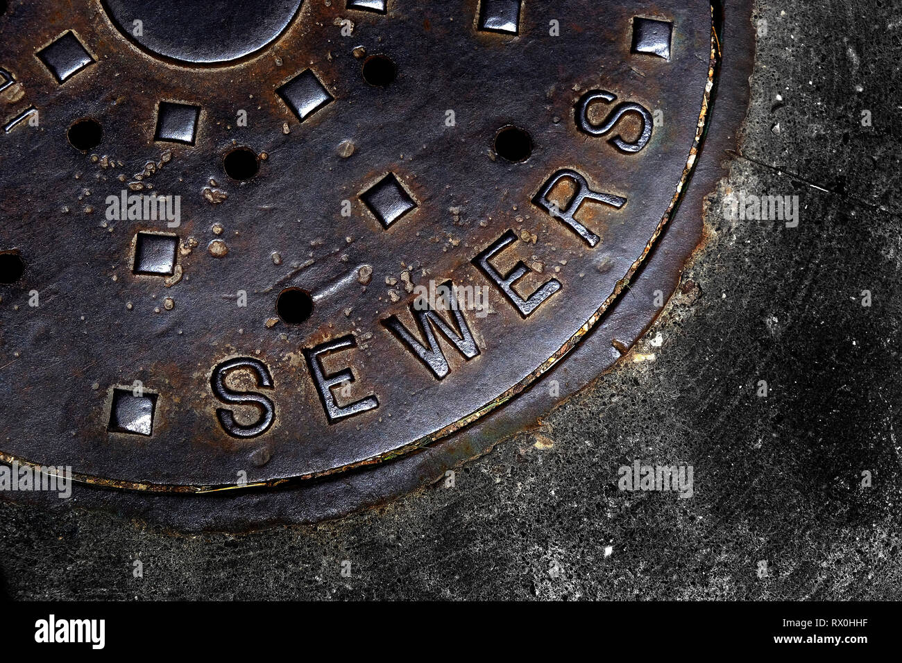 Sewage lid in city hi-res stock photography and images - Alamy