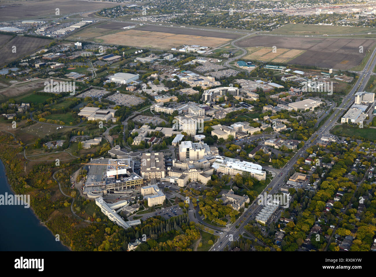 Aerial hospital building hi-res stock photography and images - Alamy