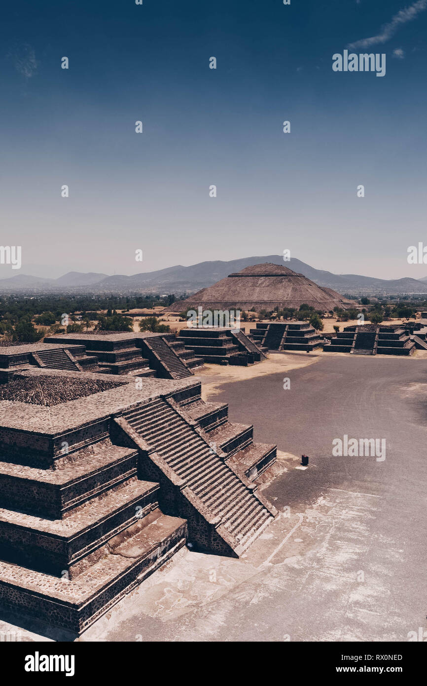 Aztec Buildings High Resolution Stock Photography and Images - Alamy
