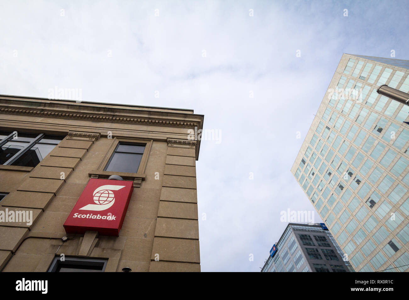 Scotiabank logo hi-res stock photography and images - Alamy