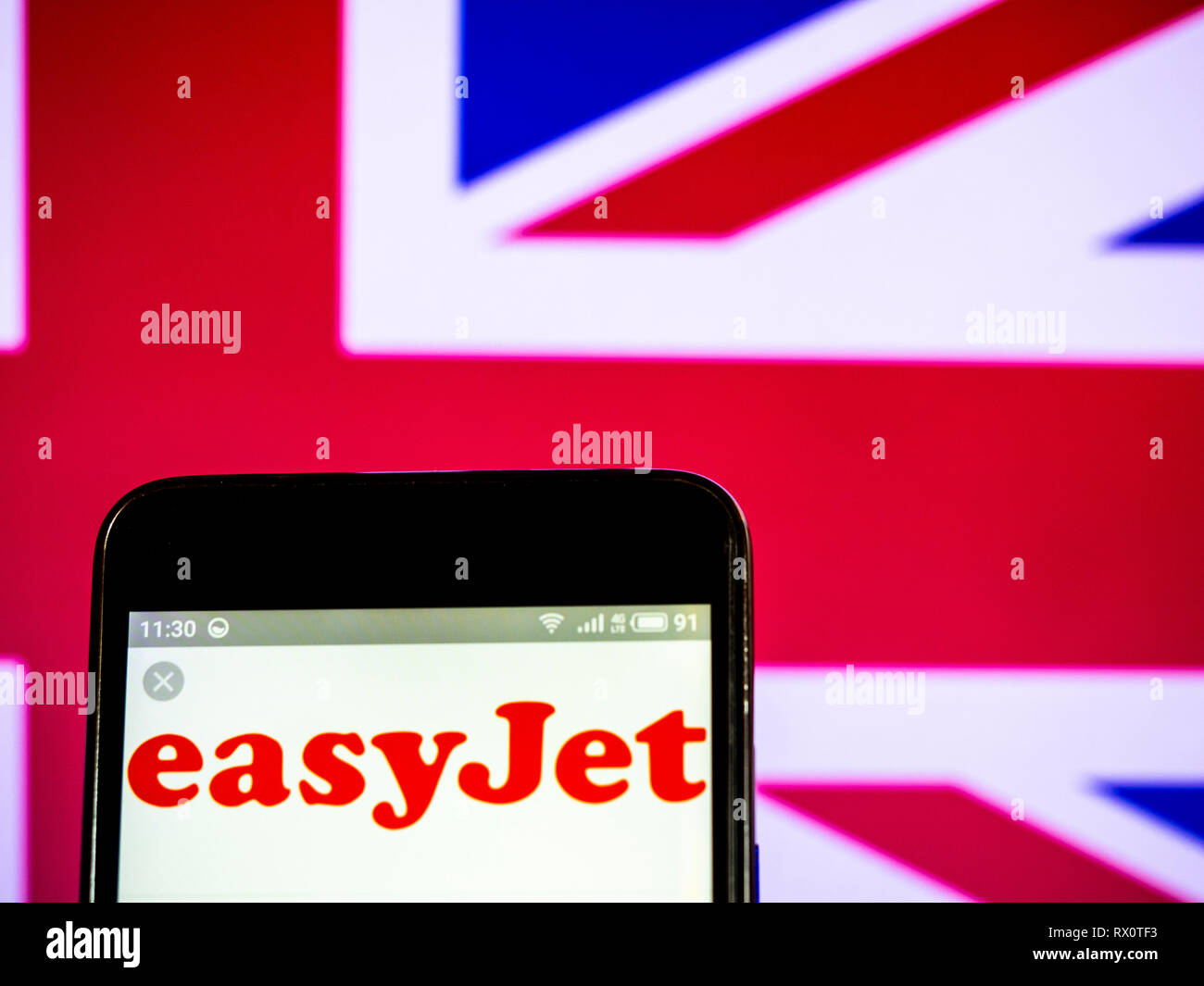 Easyjet airline company hi-res stock photography and images - Alamy