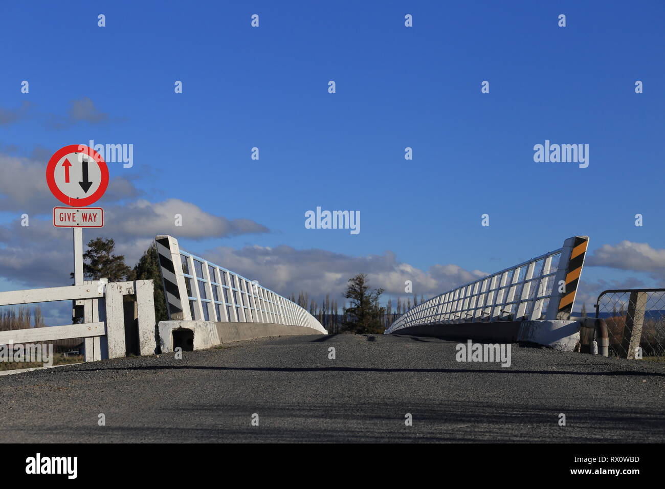 One lane bridge `new zealand hi-res stock photography and images - Alamy