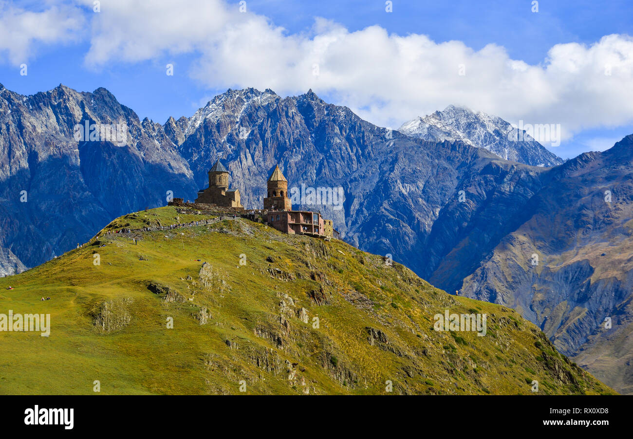 View of Gergeti Trinity Church (Tsminda Sameba) in Kazbegi, Georgia ...
