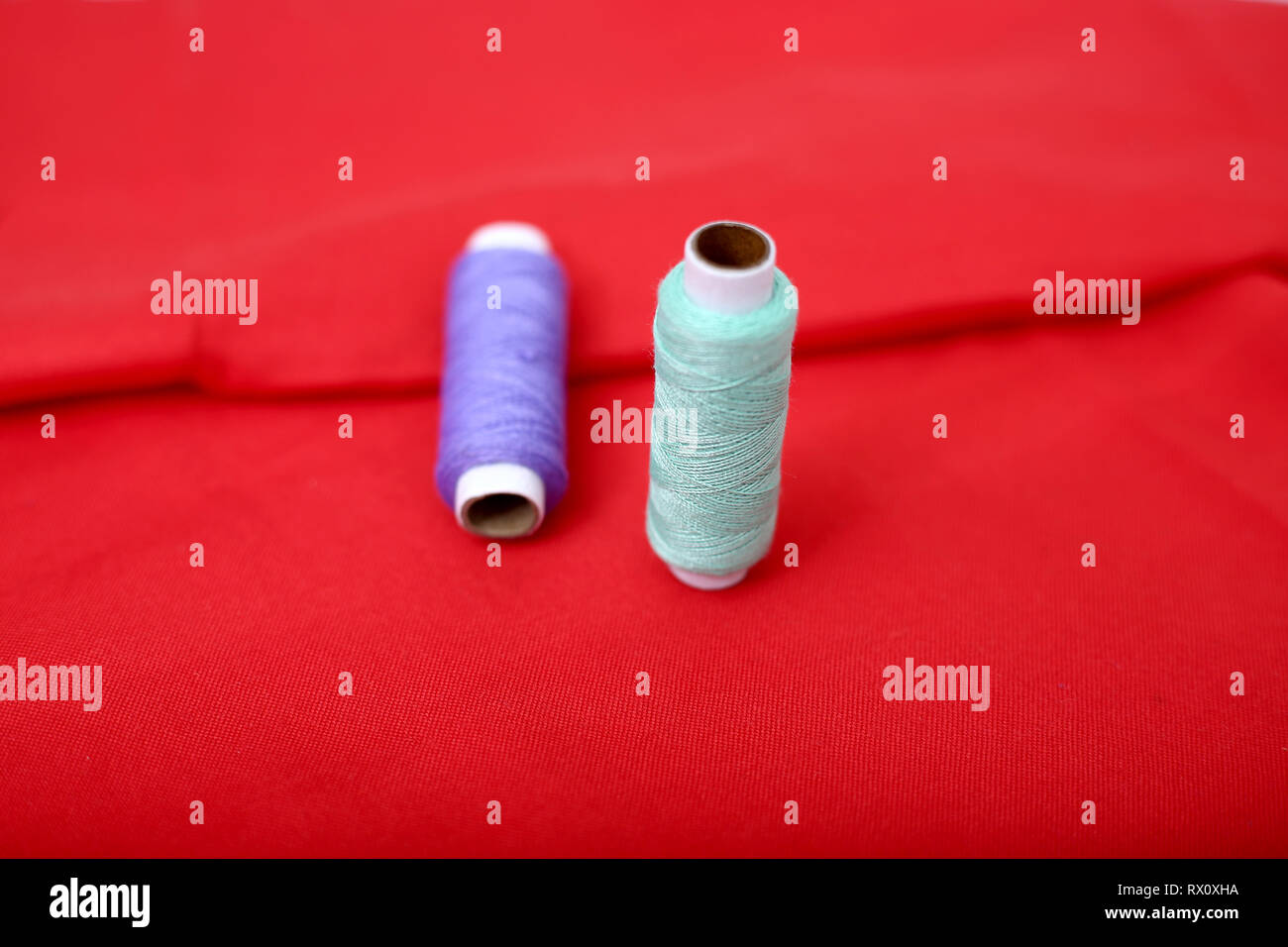 Cloth sewing hi-res stock photography and images - Alamy