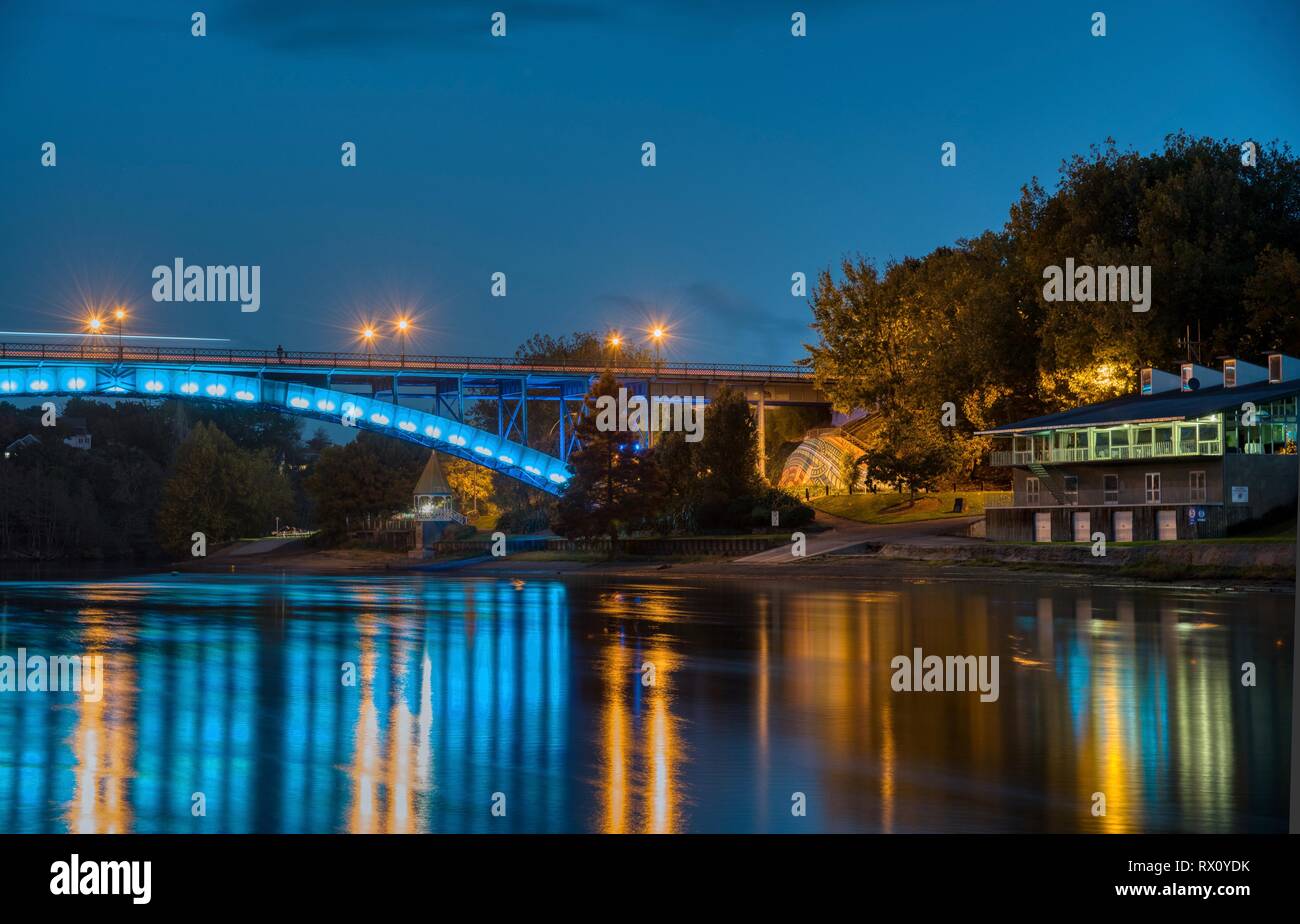 Bridge connecting Hamilton and Hamilton East at dusk Stock Photo - Alamy