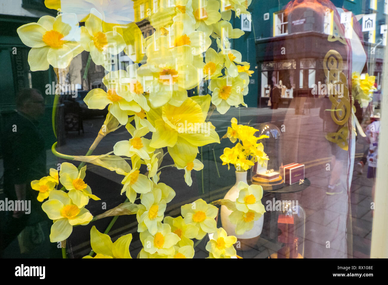 Rhiannon,Canolfan Aur Cymru, Welsh craft,centre,Shop,display,displaying ...