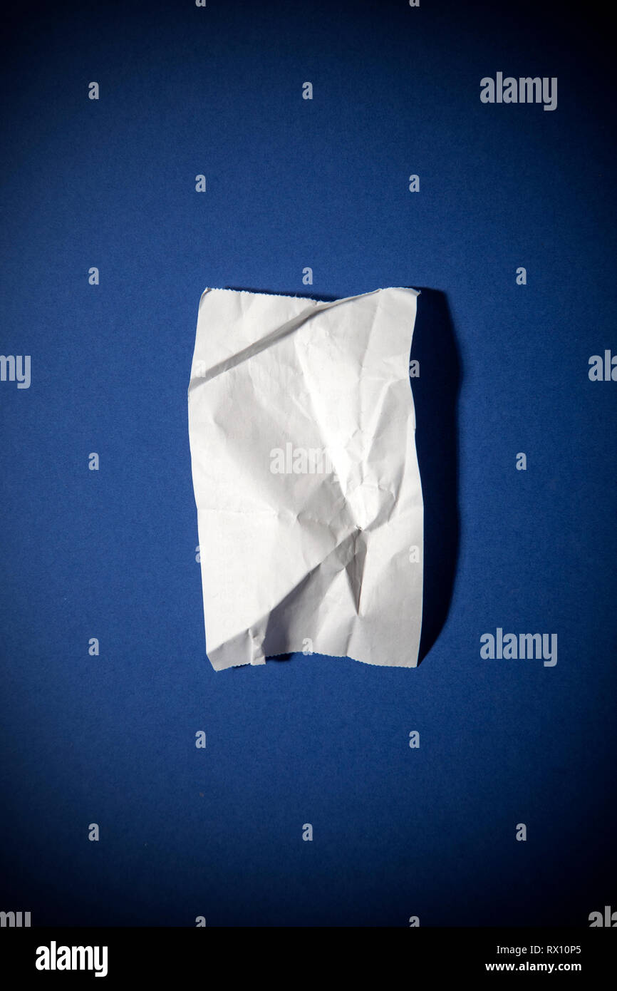 Crumpled paper hi-res stock photography and images - Alamy