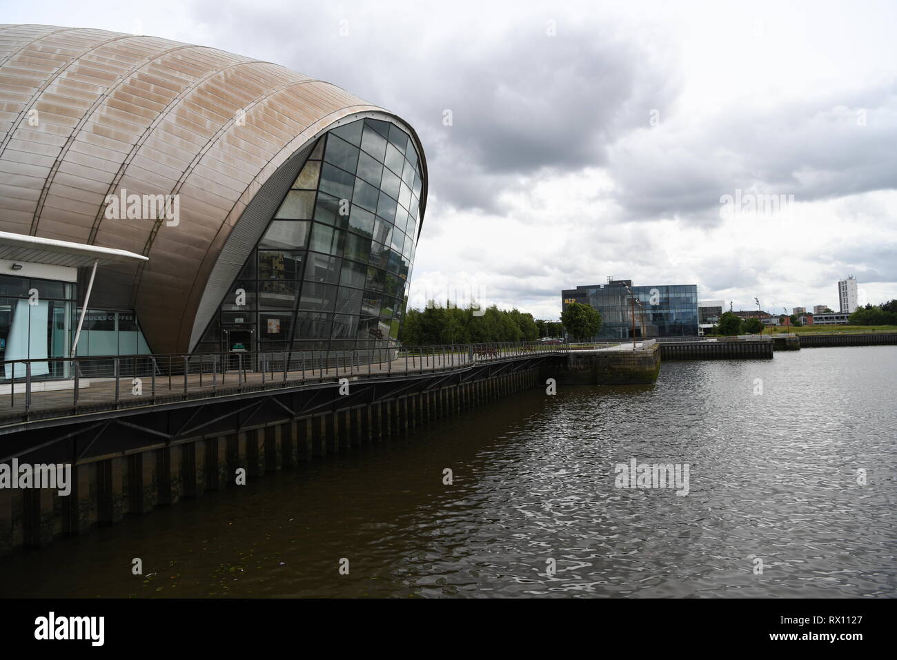 Glasgow Science Centre located in the Clyde Waterfront Regeneration ...