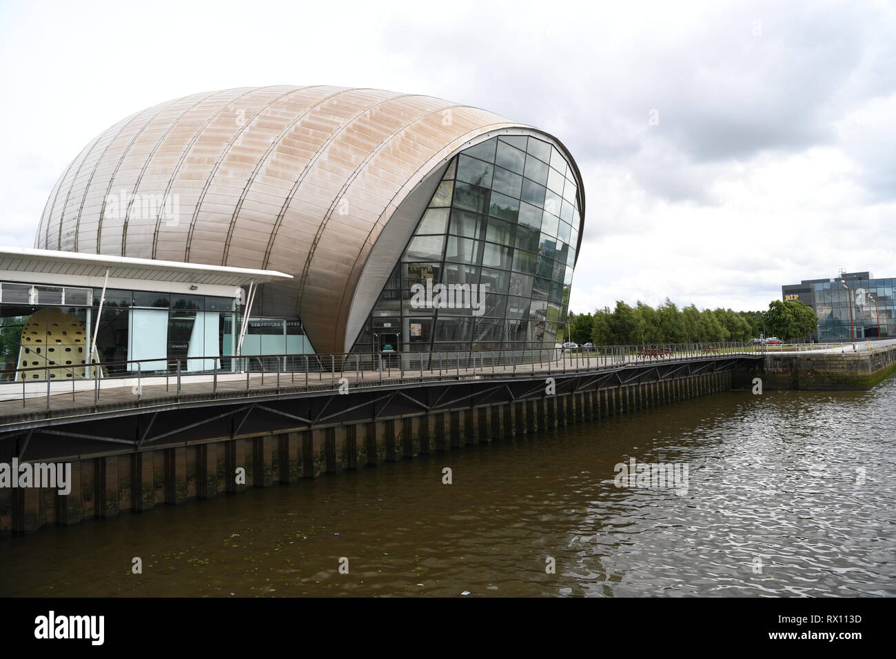 Glasgow Science Centre located in the Clyde Waterfront Regeneration ...