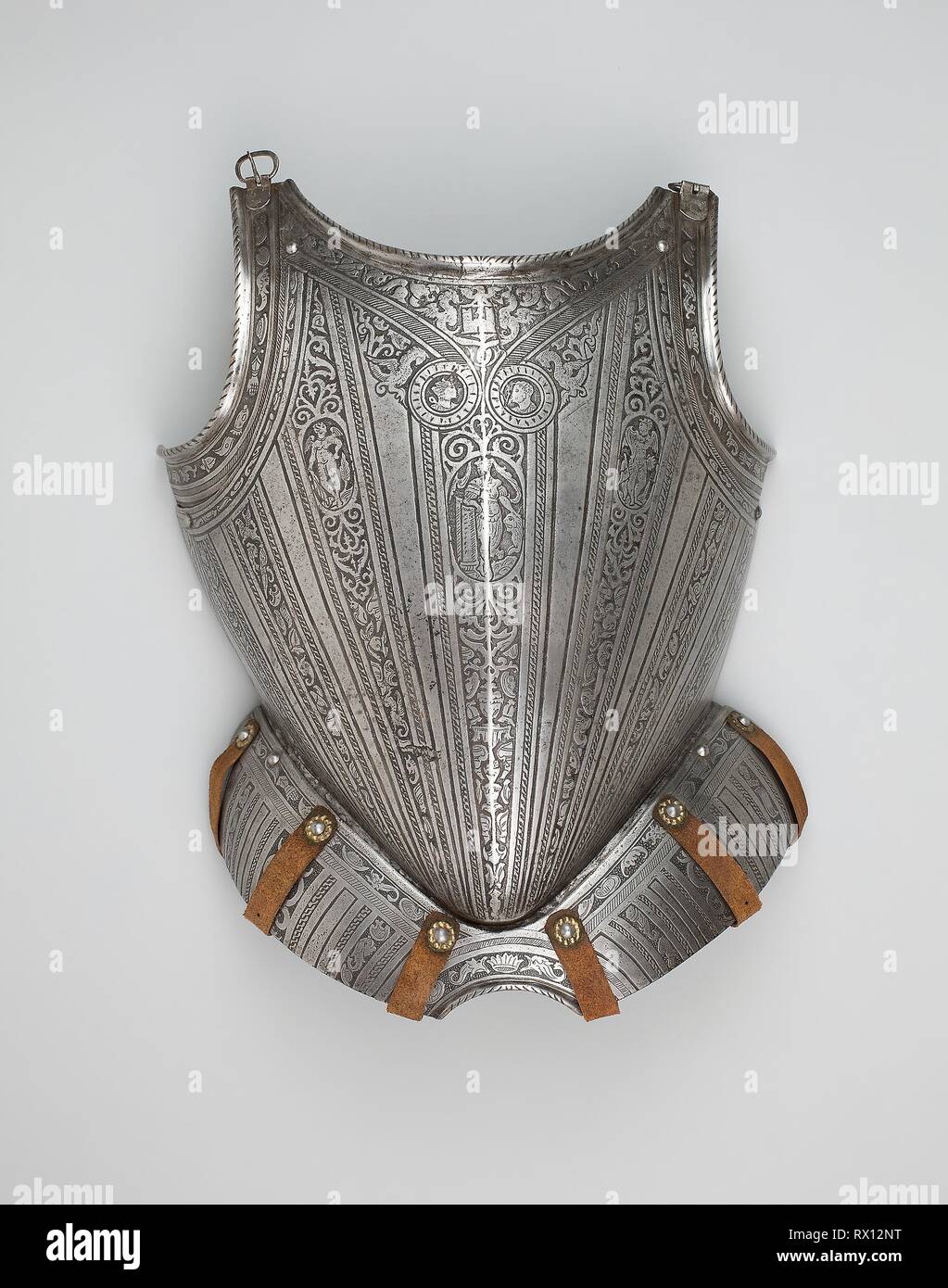 Wt 5 lb 15 oz hi-res stock photography and images - Alamy