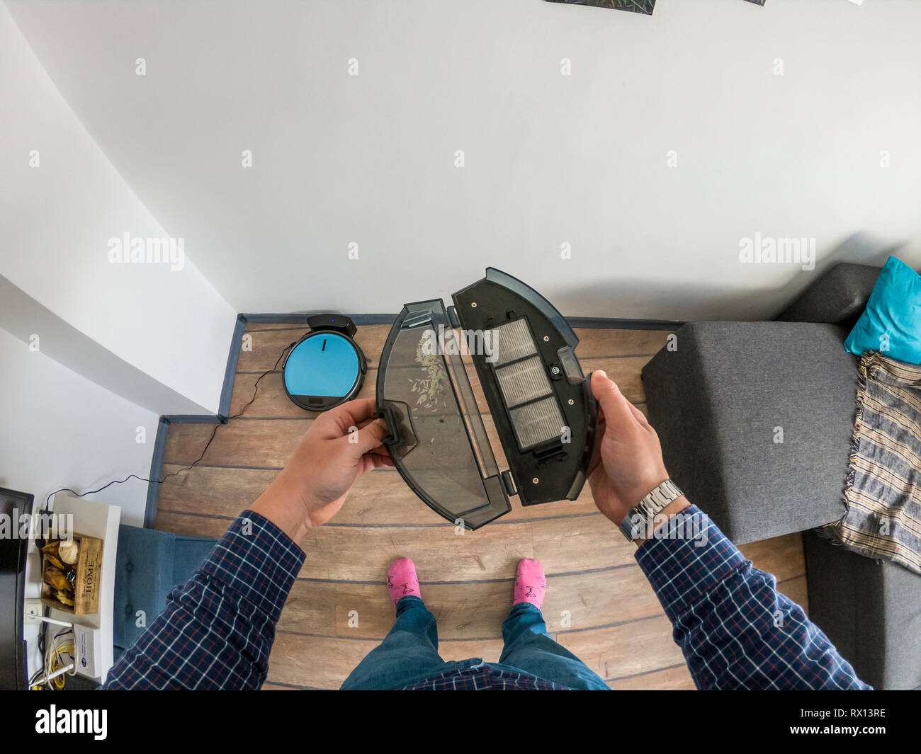 Smart dustbin hi-res stock photography and images - Alamy