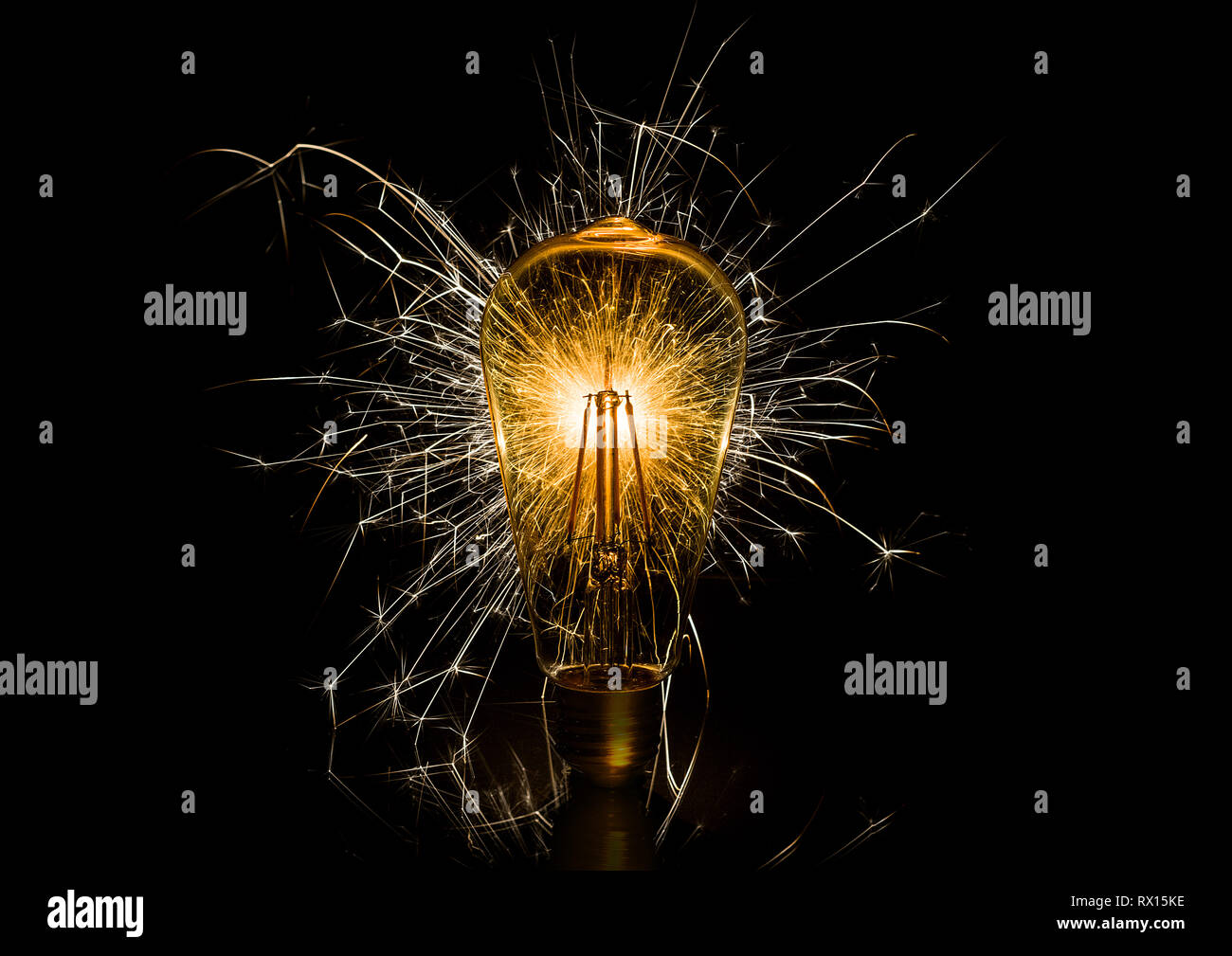 Lightbulb art hi-res stock photography and images - Alamy