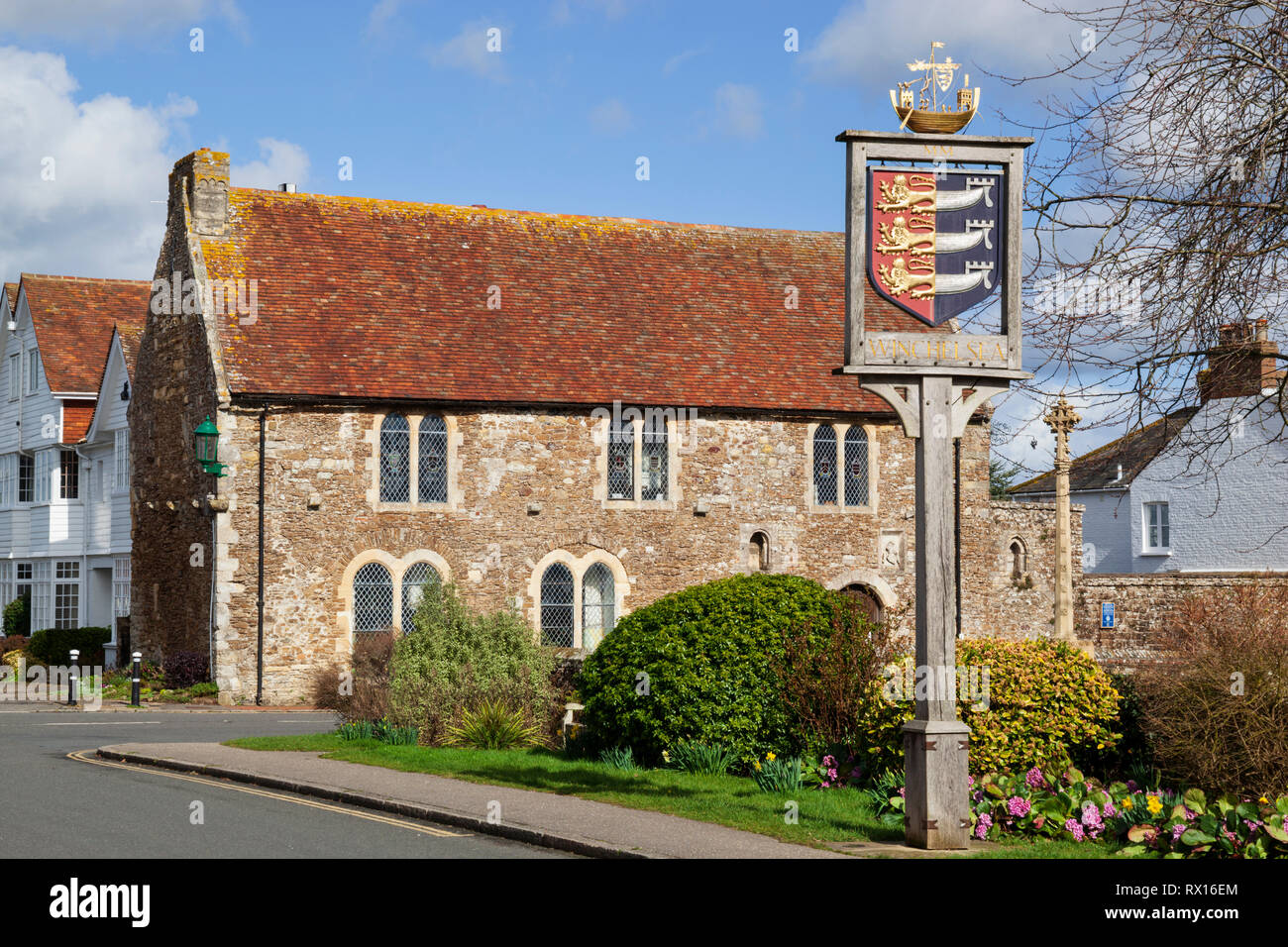 Town hall sign hi-res stock photography and images - Alamy