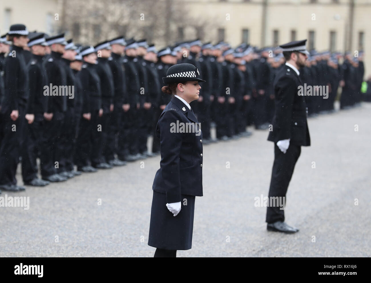 Uk police passing out parade hi-res stock photography and images - Alamy