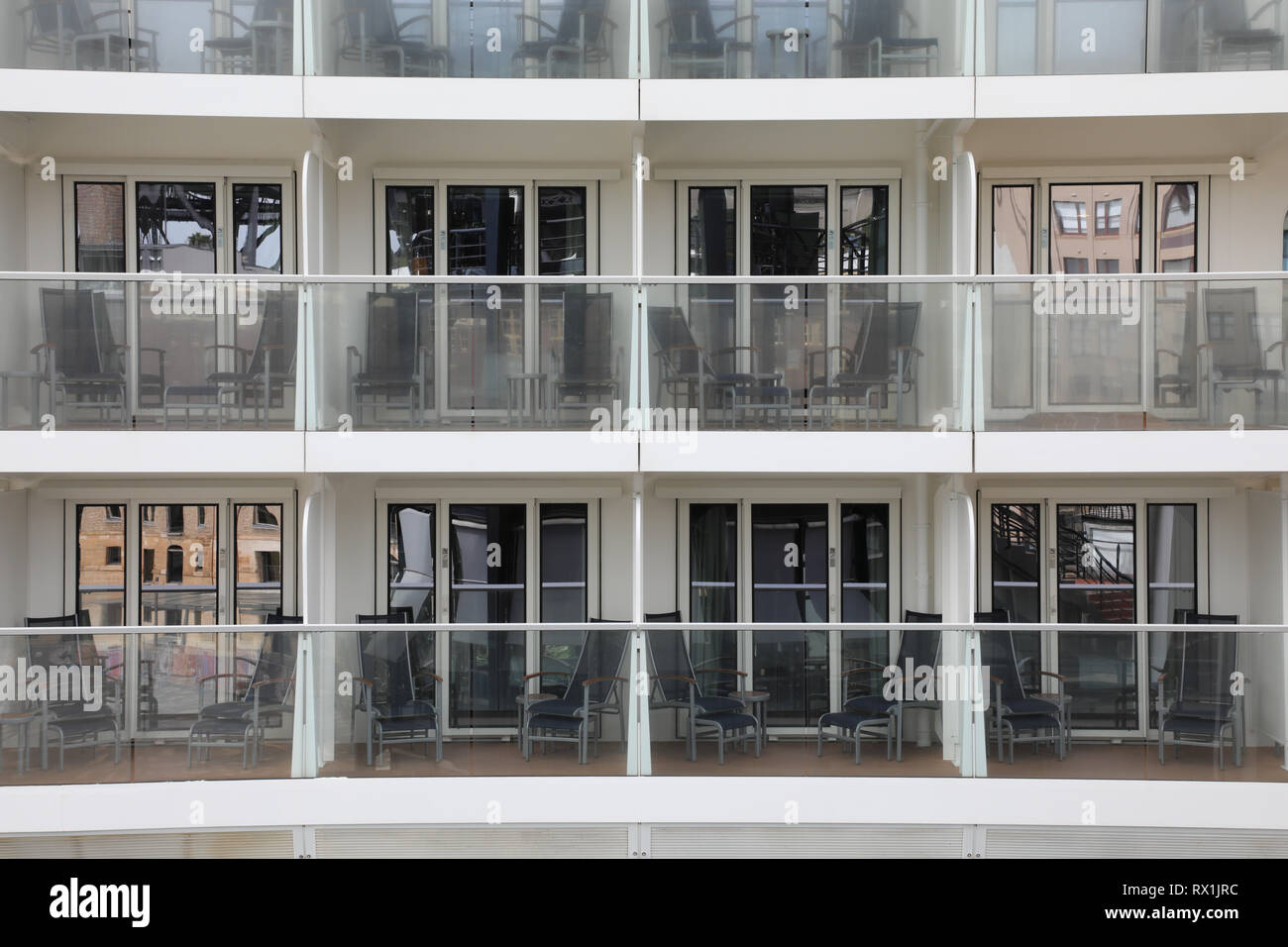 Royal Caribbean’s Ovation of the Seas cruise ship moored at the ...