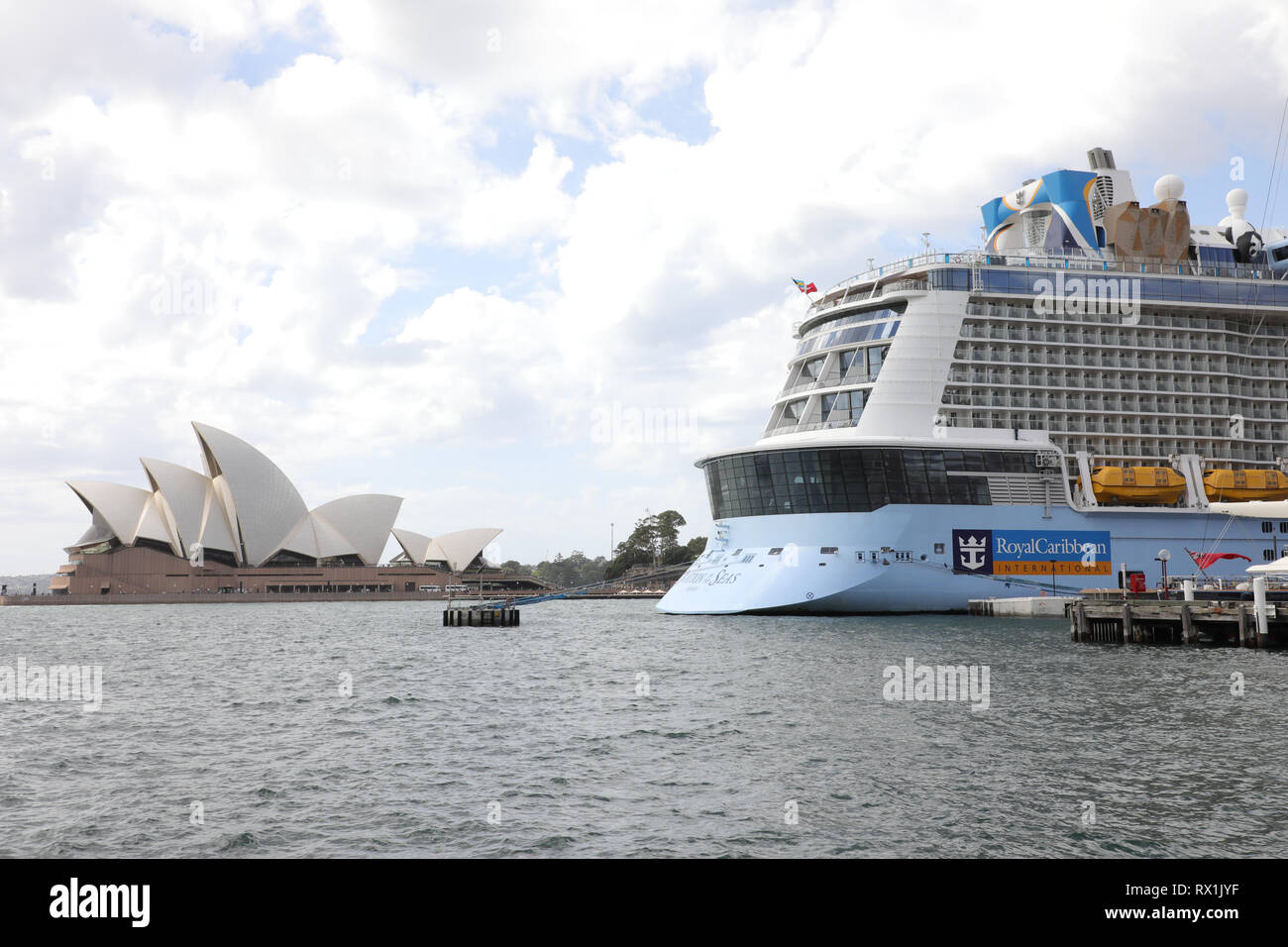 Royal Caribbean’s Ovation of the Seas cruise ship moored at the ...