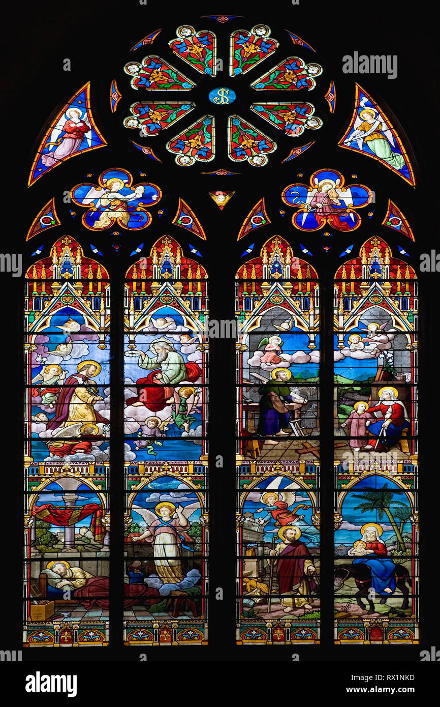 1800s stained glass windows hi-res stock photography and images - Alamy