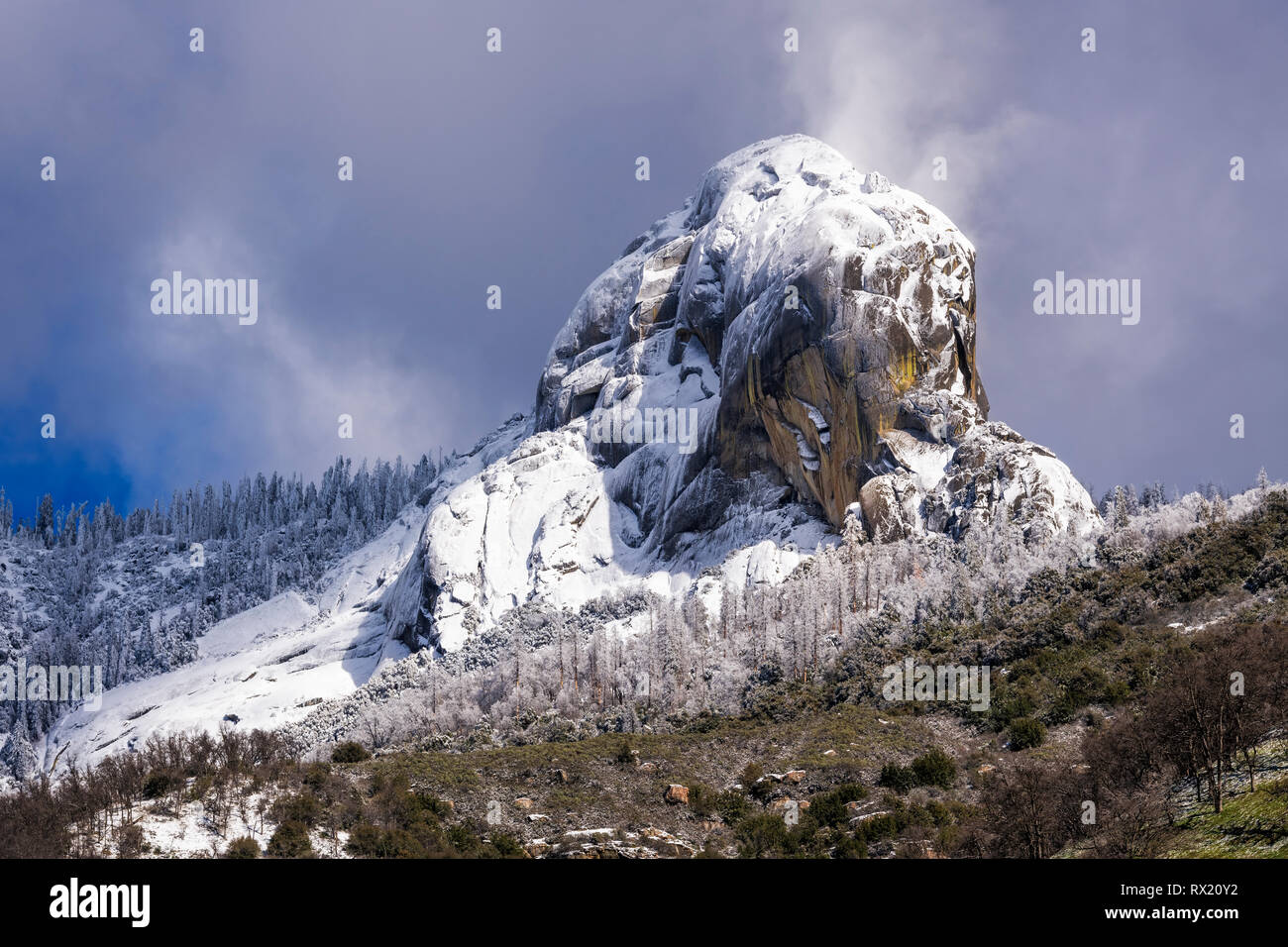 Moro Rock After A Winter Storm Sequoia National Park California Usa
