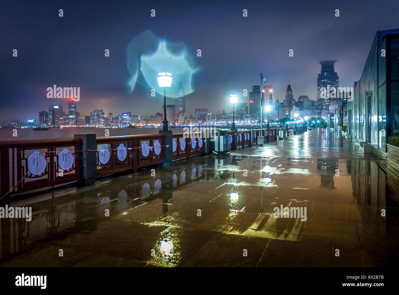 Shanghai embankment building hi-res stock photography and images - Alamy