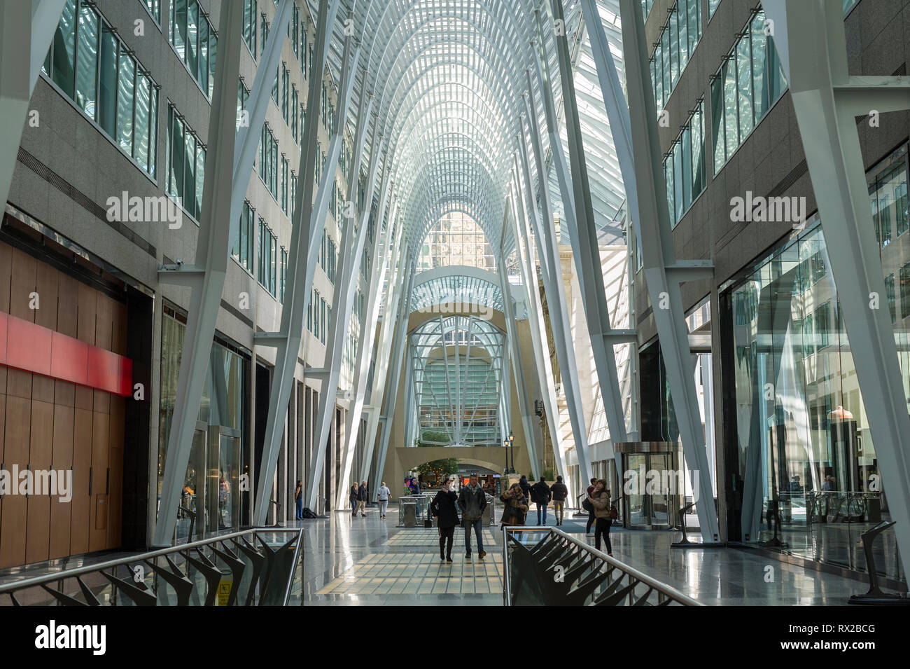 Td bank interior hi-res stock photography and images - Alamy