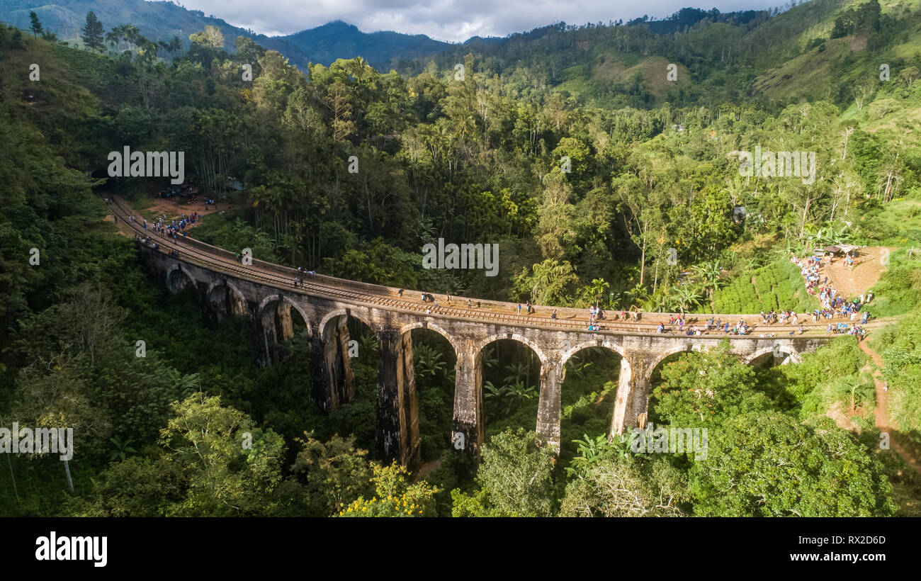 Famous Demodara Nine Arch Bridge. Ella, Sri Lanka Stock Photo - Alamy