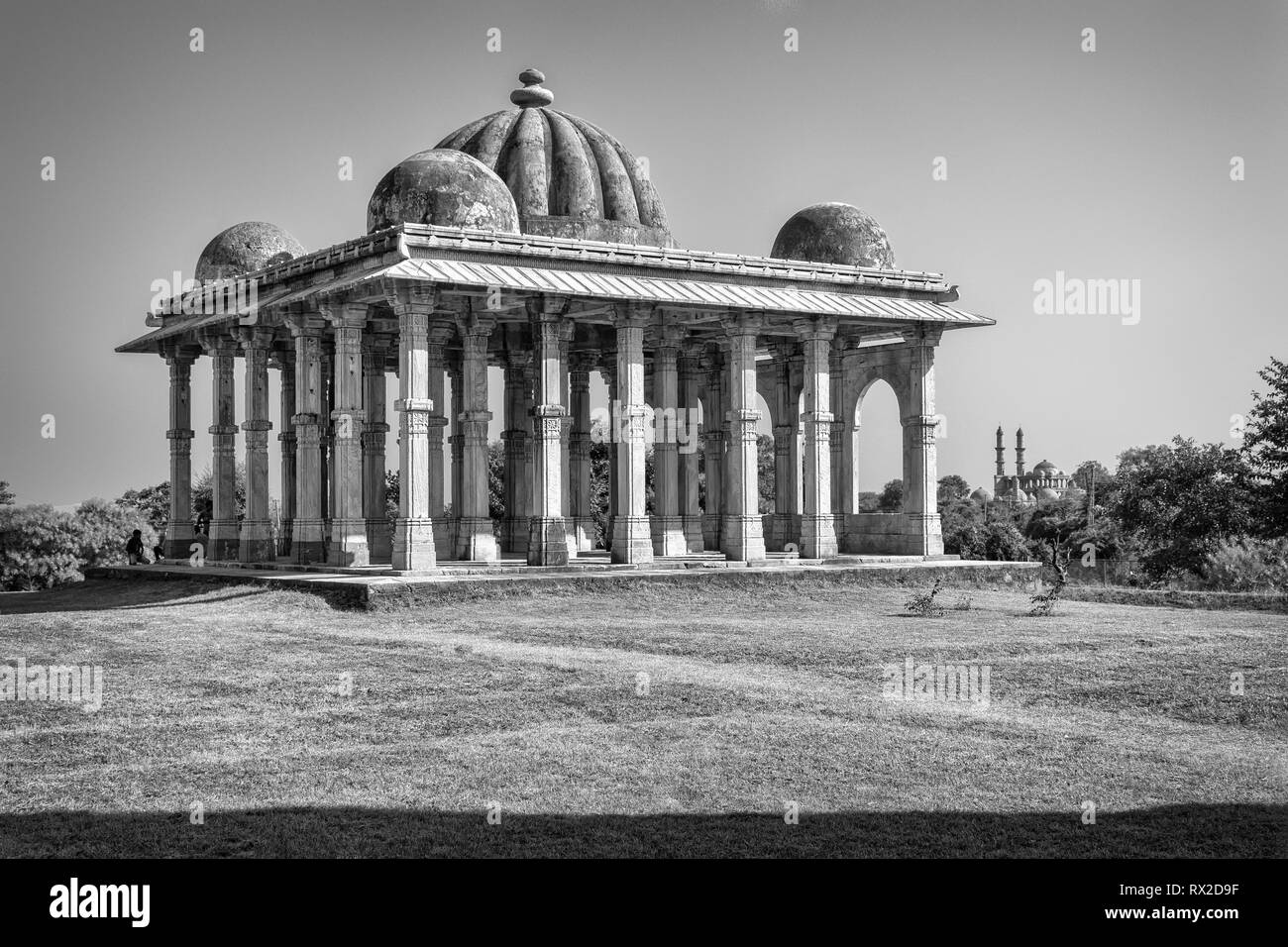 Back arched back pillars Black and White Stock Photos & Images - Alamy