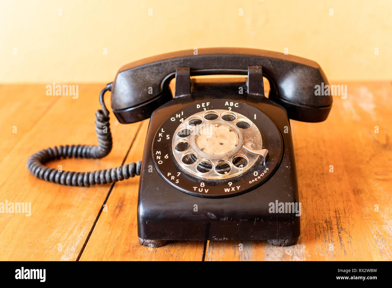 Rotary table hi-res stock photography and images - Alamy