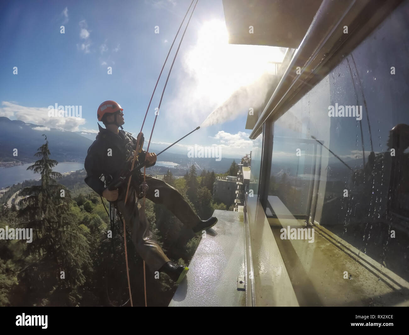 High rise window cleaner hi-res stock photography and images - Alamy