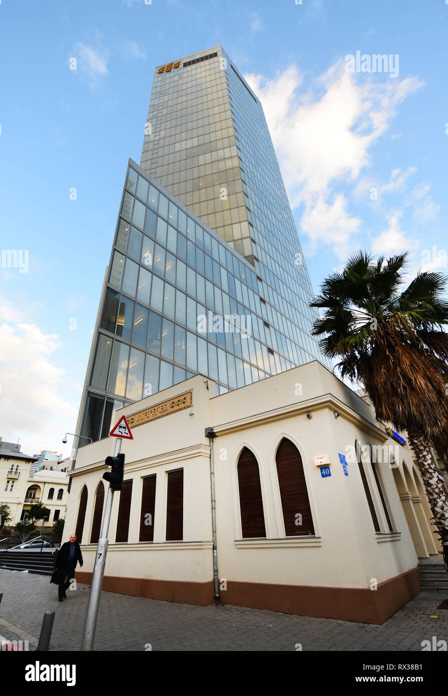 Benleumi bank hi-res stock photography and images - Alamy