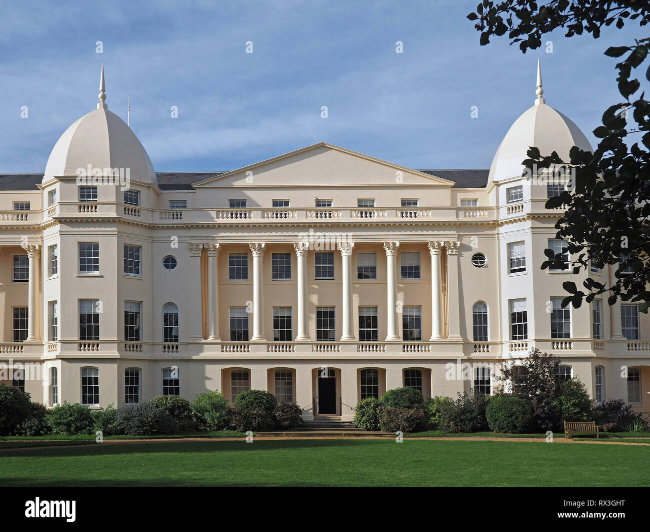 Regent's university london hi-res stock photography and images - Alamy Regent's university london hi-res stock photography and images - Alamy