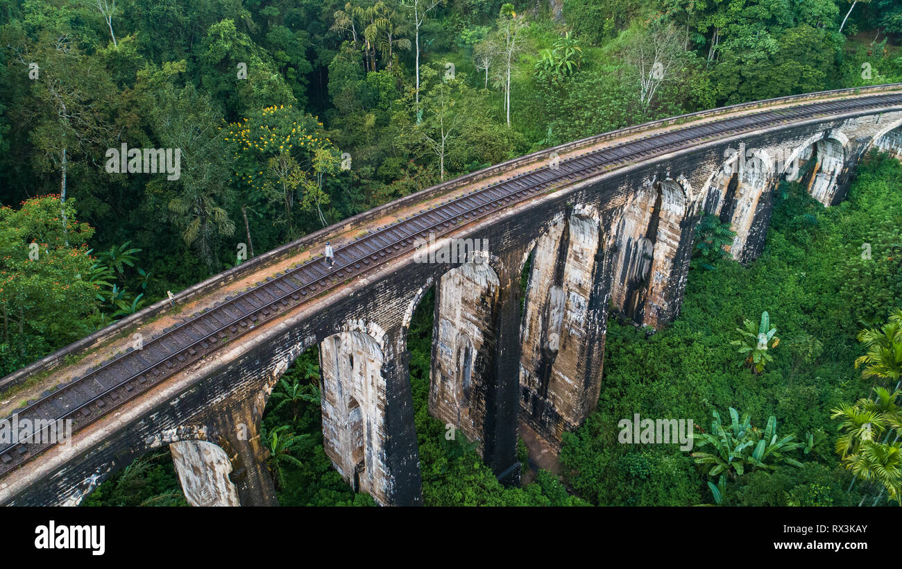 Famous Demodara Nine Arch Bridge. Ella, Sri Lanka Stock Photo - Alamy