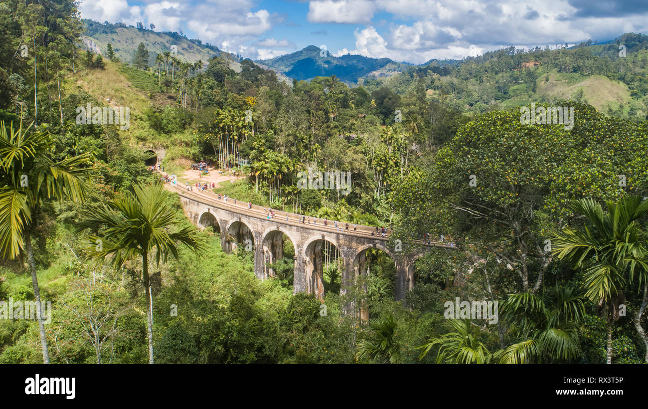 Famous Demodara Nine Arch Bridge. Ella, Sri Lanka Stock Photo - Alamy